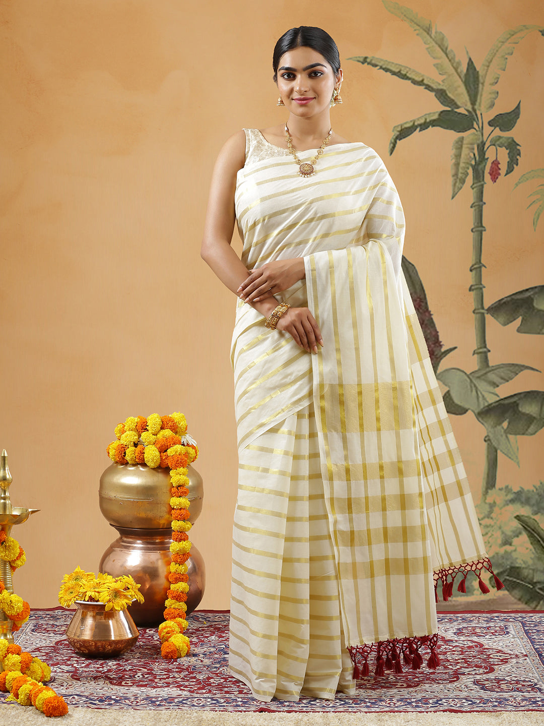 Off White Color Cotton Border Less Set Saree With Horizontal Golden St